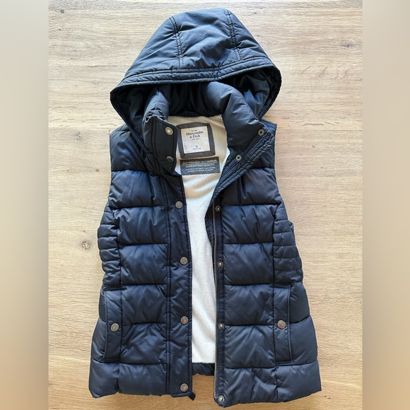Abercrombie & Fitch | Jackets & Coats | Abercrombie Fitch Puffer Vest | Poshmark